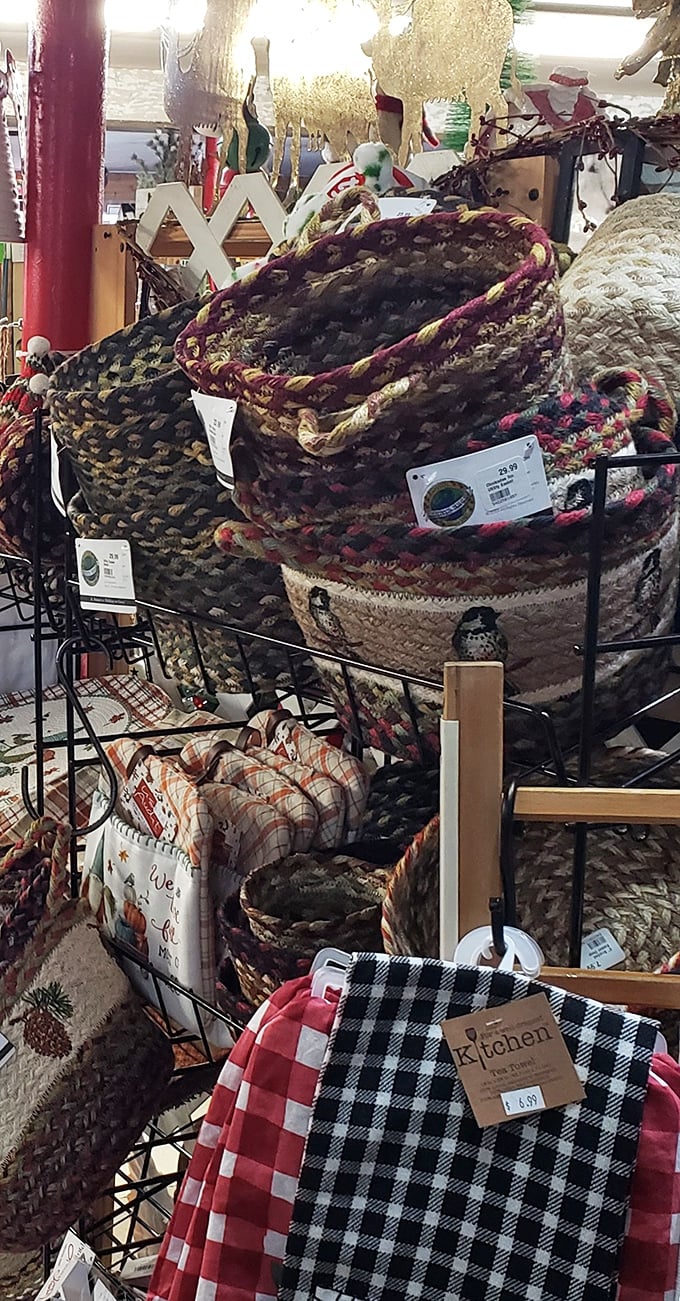 Woven treasures stack like Russian nesting dolls of utility. These aren't your grandma's fruit baskets—they're functional art pieces waiting to be filled with Wisconsin's bounty.