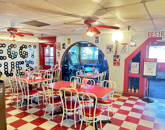 The classic red and white checkered floor practically begs your feet to jitterbug while vinyl records on the wall remind you: calories didn't exist in the 1950s.