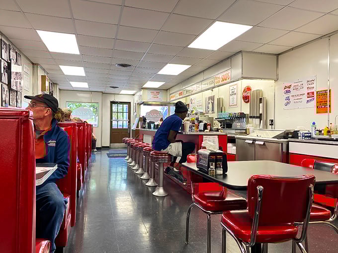 Classic Americana serves up comfort by the plateful—red vinyl booths and chrome counter stools that have witnessed decades of satisfied sighs.
