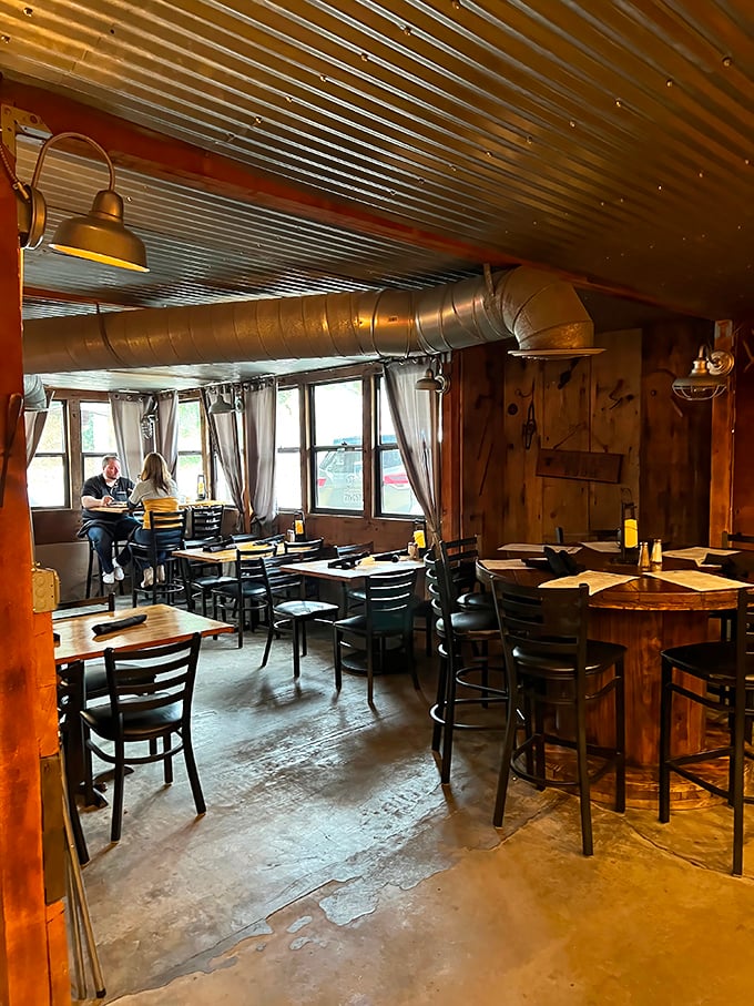 Inside, rustic wooden walls and corrugated metal ceilings create the perfect backdrop for carnivorous adventures. This isn't designer rustic—it's the real deal.
