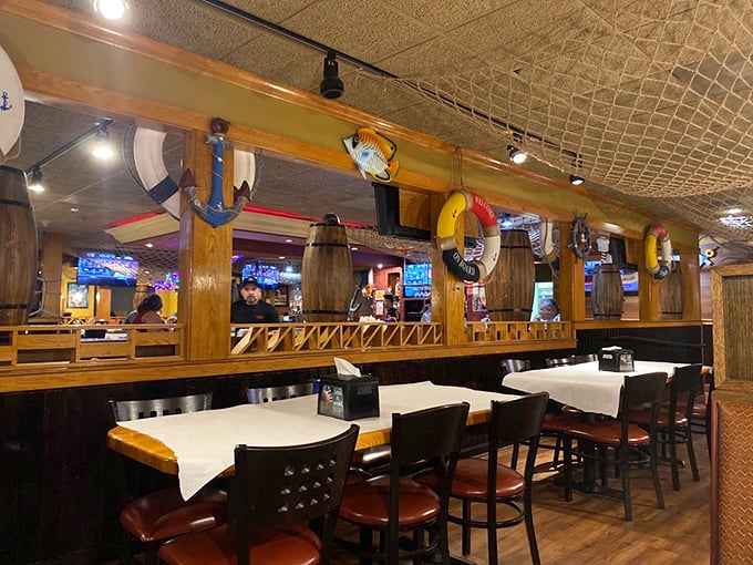 Fishing nets overhead, life preservers on the walls—you're not just eating seafood, you're being immersed in a maritime fantasy without the seasickness.