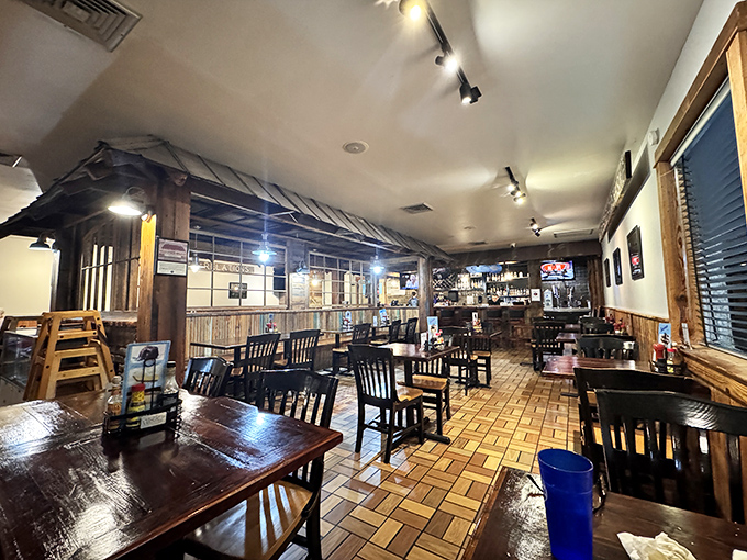 Wooden accents and simple furnishings create the perfect backdrop for seafood stardom. No distractions from what matters most—the food.