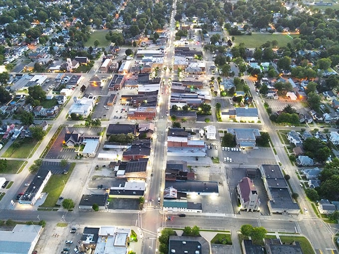 From above, Galion reveals its perfect grid layout—a testament to Midwestern planning where everything you need is just a short stroll away.