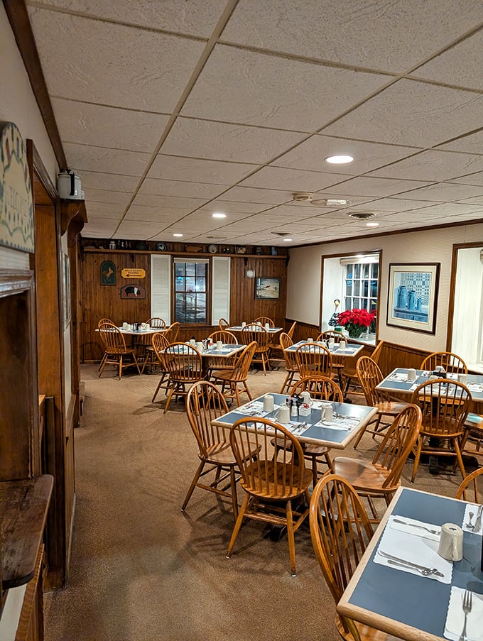 Windsor chairs and wood paneling create the perfect backdrop for breakfast magic. Like stepping into your favorite aunt's dining room, if she could cook for 50.