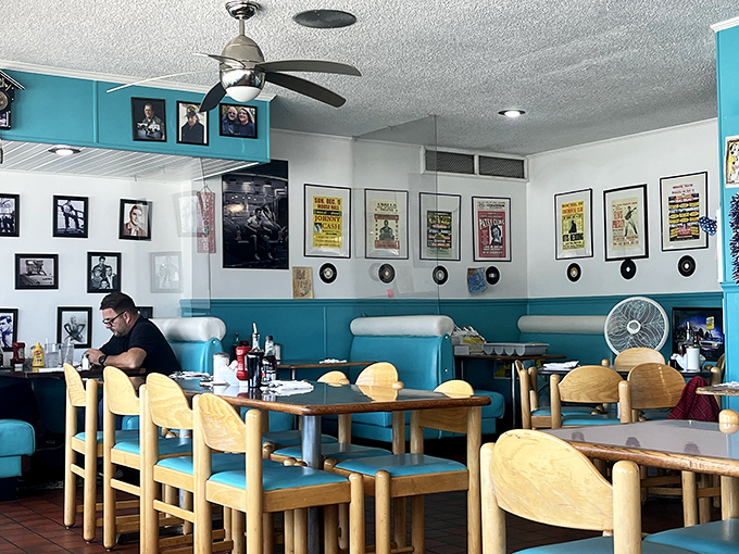 Elvis watches over diners from his place on the wall while turquoise booths invite you to slide in and stay awhile. The 1950s never looked so appetizing. 