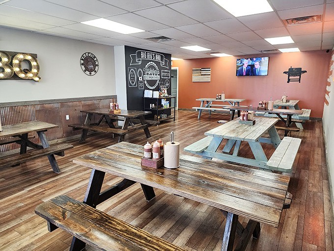 Picnic tables that invite you to make friends with strangers. The rustic interior says, "Stay awhile, the brisket's worth it."