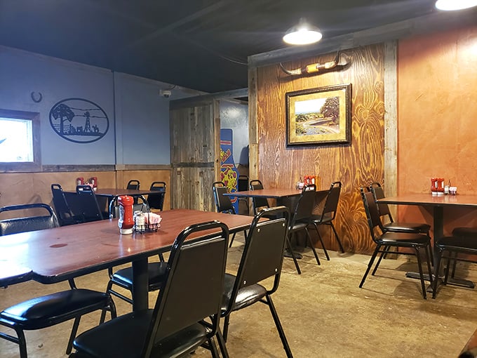 No-frills dining at its finest—wood paneling, simple tables, and zero pretension. The focus here is squarely on what arrives on your plate.