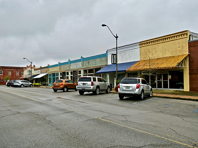 DeFuniak Springs' historic district looks like a movie set where someone forgot to add the modern world.