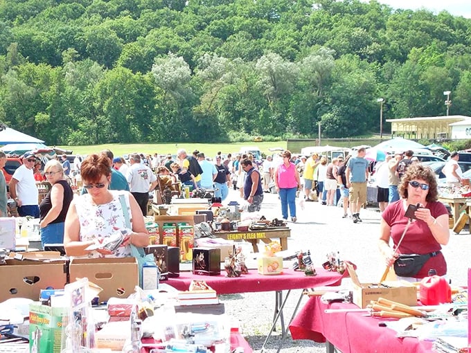 At Leighty's, shoppers browse under summer skies – proof that the best shopping malls have no roofs at all.