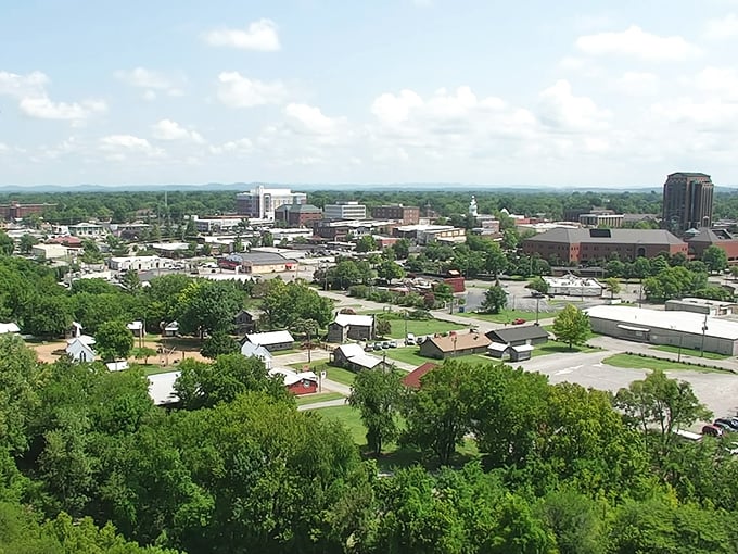 Murfreesboro from above – a patchwork quilt of urban life and green spaces that invites you to explore.