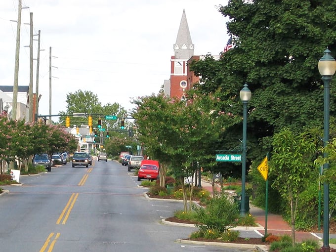 Small-town Delaware at its finest - where neighbors still wave and grocery bills don't shock you.