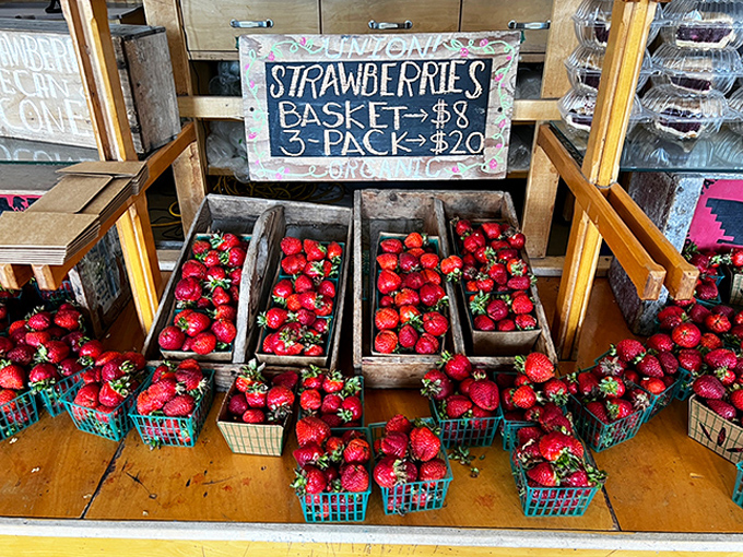 Ruby treasures arranged in rustic wooden crates—proof that Mother Nature remains the world's most talented food stylist.