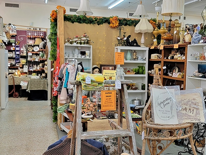 Every booth tells a story – this one's practically writing a novel with its seasonal decorations and vintage finds arranged like a cozy living room from yesteryear.