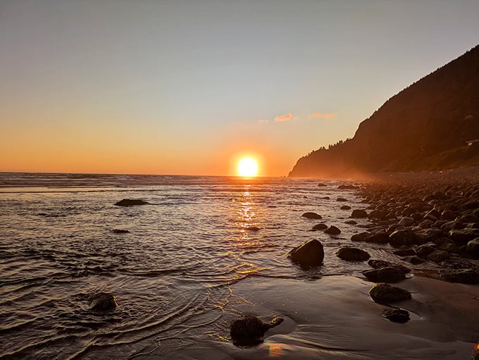 That golden hour glow when the sun kisses Neahkahnie Mountain goodnight. Even the rocks seem to sigh with contentment.