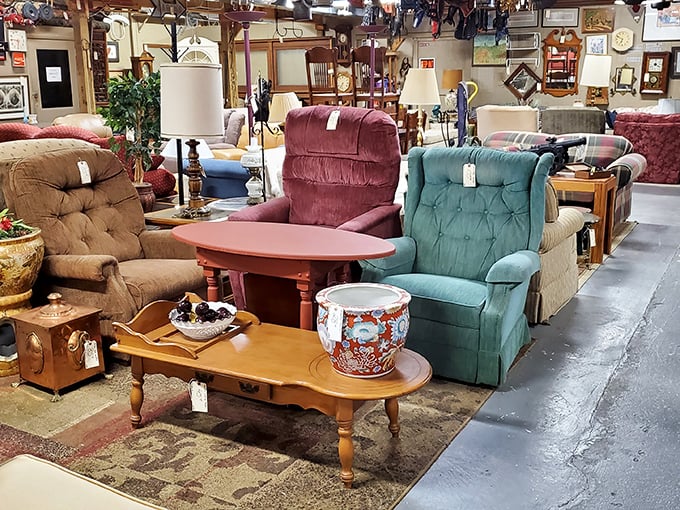 In this living room time capsule, that teal recliner has definitely heard some Kennedy-era family secrets.