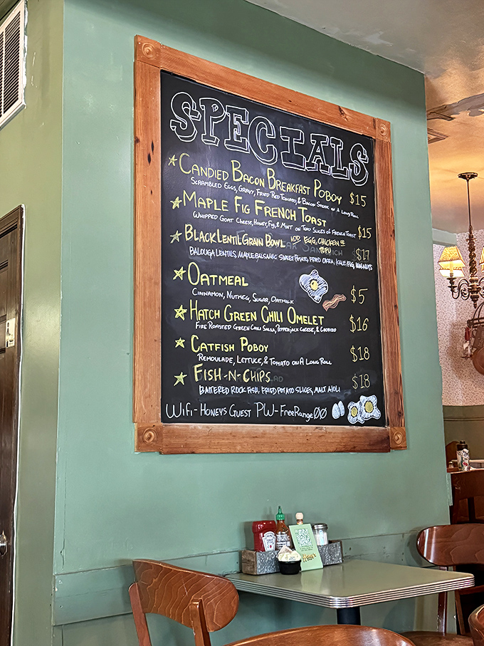 The specials board reads like a love letter to hungry Philadelphians—Candied Bacon Breakfast Poboy and Hatch Green Chili Omelet? Yes, please!