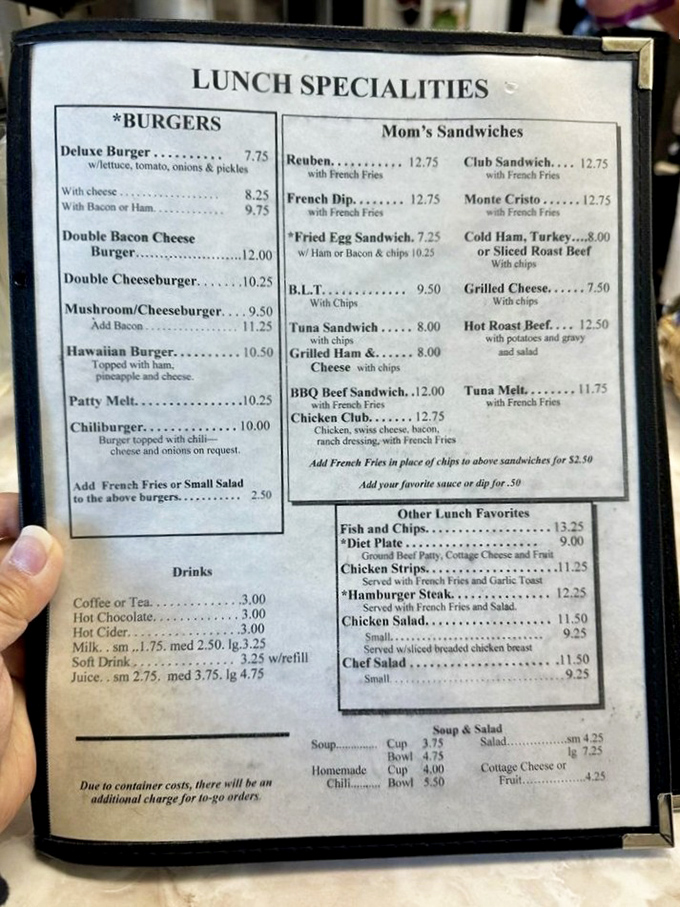 Menu prices that won't require a second mortgage, portions that'll have you loosening your belt buckle.