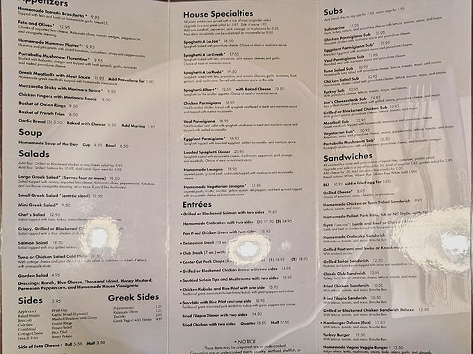 The menu at Joe's Inn reads like a love letter to comfort food – Italian classics, Greek specialties, and American standards all sharing the same delicious real estate.