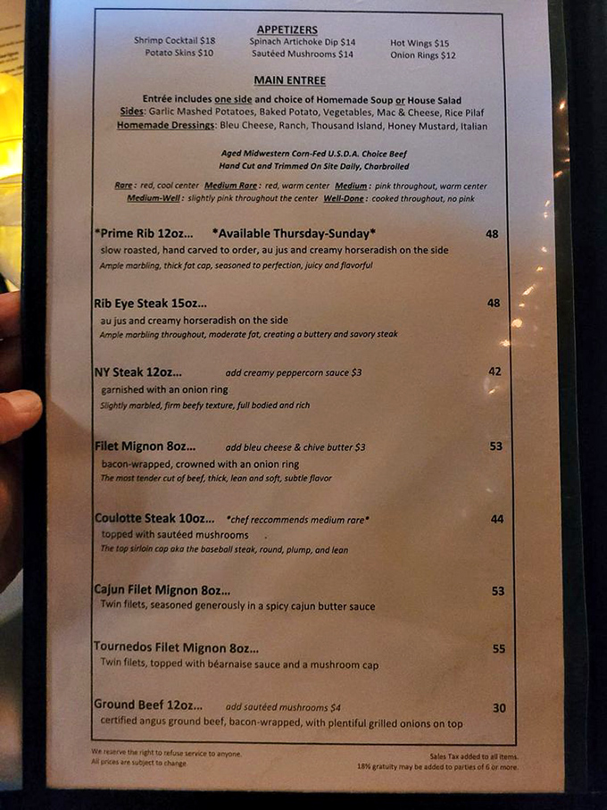The menu reads like a love letter to beef enthusiasts – no molecular gastronomy or deconstructed nonsense, just straightforward steakhouse perfection.