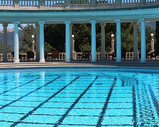 The Neptune Pool's azure waters practically beg you to break all the rules and dive in. Sadly, swimming is reserved for special fundraising events only.