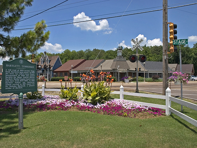 Bartlett welcomes visitors with a burst of color – where even the traffic signs seem friendlier.