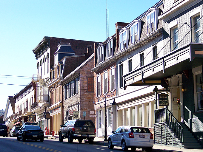 Bedford's historic red brick buildings stand shoulder to shoulder like old friends who've weathered centuries together. Small-town America at its finest!