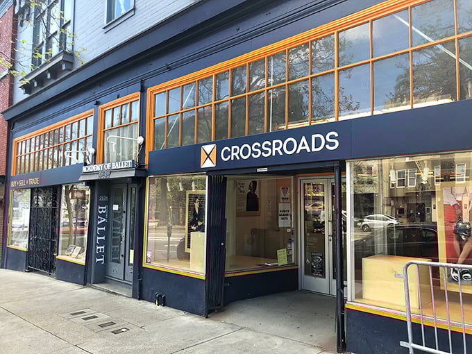 Crossroads Trading: where secondhand shopping gets the boutique treatment and your wallet breathes a sigh of relief.