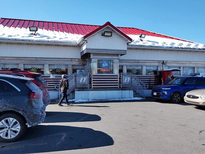 D's Diner proudly announces its mission right on the sign: bringing great food and good friends together, one perfectly buttered toast at a time.
