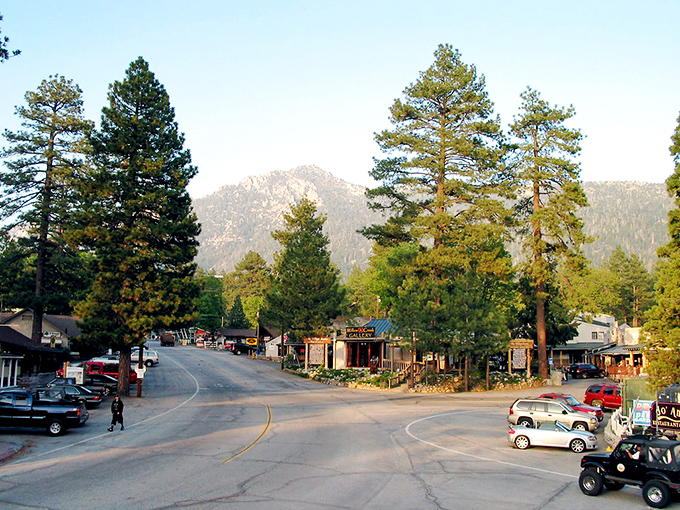 Idyllwild's downtown feels like the setting for a Hallmark movie – charming, walkable, and blissfully chain-store free.