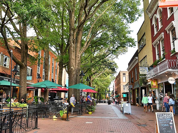 This postcard-perfect town looks like it's auditioning for a Hallmark movie set in "Small Town, America."