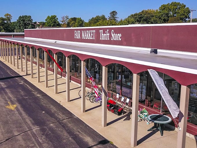 An aerial view reveals Fair Market's impressive scale – no wonder shoppers need breadcrumbs to find their way back out!