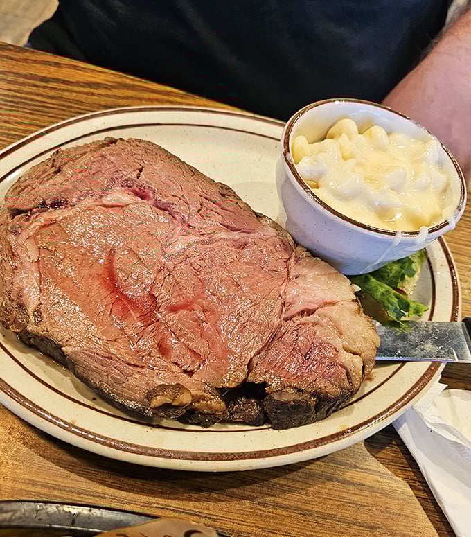 Behold the star of the show – prime rib so perfectly pink and tender, it might just bring a tear to your eye. Paired simply with mac and cheese, as the beef needs no distractions.