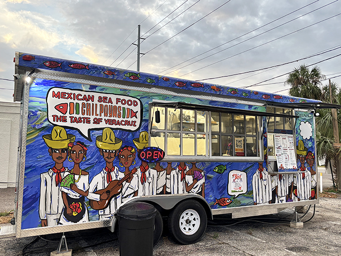 Chilpayas brings Veracruz to Tampa in a riot of color and flavor – like a Mexican seafood fiesta that somehow fits on four wheels.