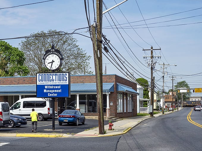 Harrington's quiet streets lined with historic homes offer a peaceful retreat. Here, your Social Security check buys more than just housing—it buys community.