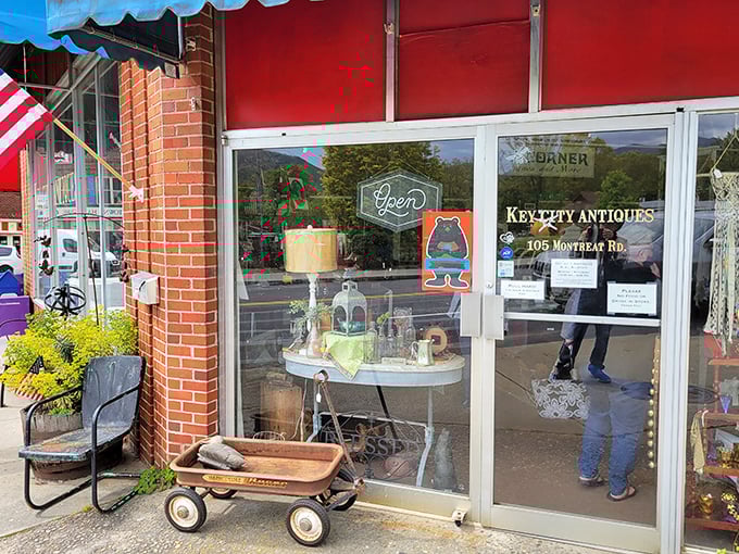 Key City Antiques: Cozy displays showcase carefully curated finds that capture the authentic spirit of Appalachian collecting culture and craftsmanship.