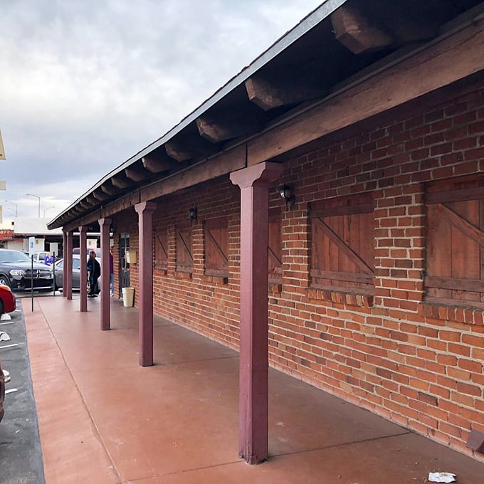 No-nonsense on the outside, all business about beef on the inside – Silver Saddle's brick exterior hides treasures that would make any carnivore weep with joy.