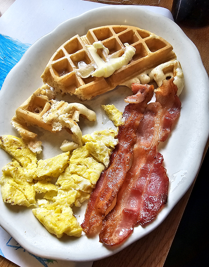 The waffle-bacon-egg trinity that proves heaven isn't some far-off concept—it's right here on a plate in Brodheadsville.