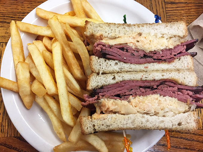 Behold the sandwich that launched a thousand food pilgrimages. Layers of house-sliced meat stacked between bread that's achieved the perfect toast-to-softness ratio.