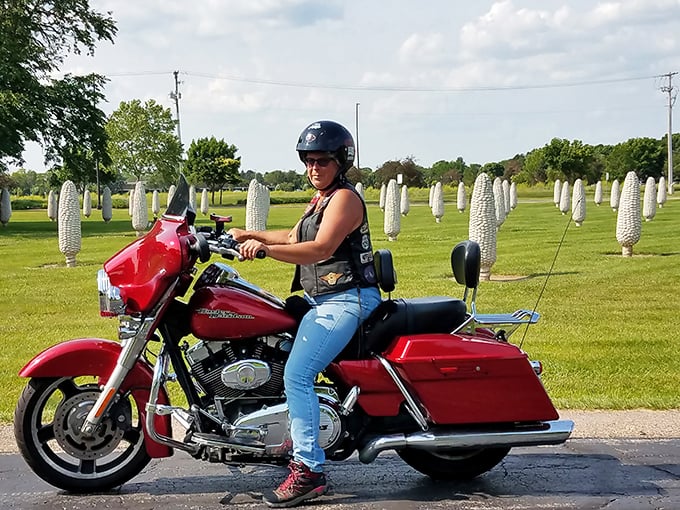 Even motorcyclists can't resist the pull of this kernel-filled curiosity. Road trips and roadside attractions—a quintessentially American pairing.