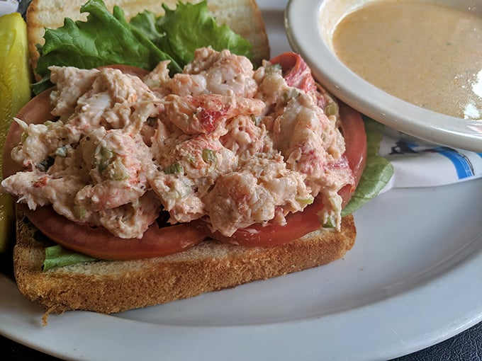 This lobster roll doesn't skimp on the good stuff—chunks of sweet meat that would make a New Englander weep with joy.