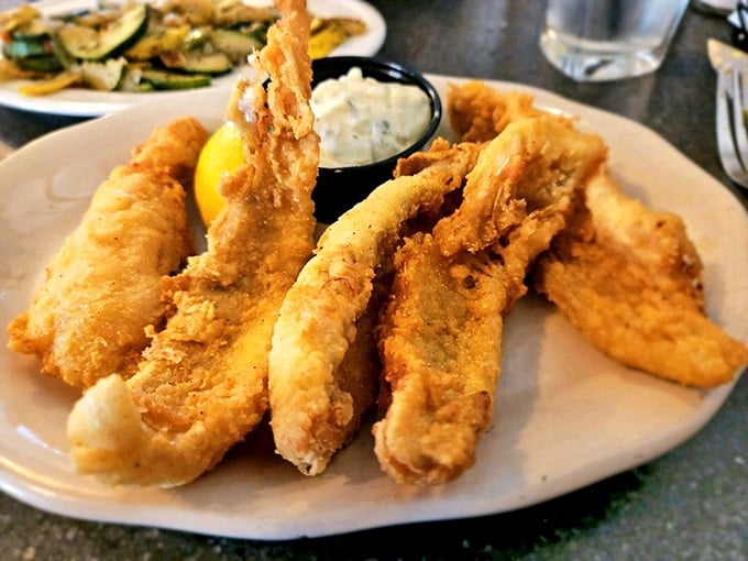 The star of the show: Lake Erie perch fried to golden perfection, with tartar sauce that deserves its own fan club.