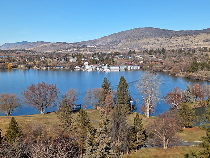 Klamath Falls spreads along the lakeshore, a patchwork quilt of homes with water views to die for.
