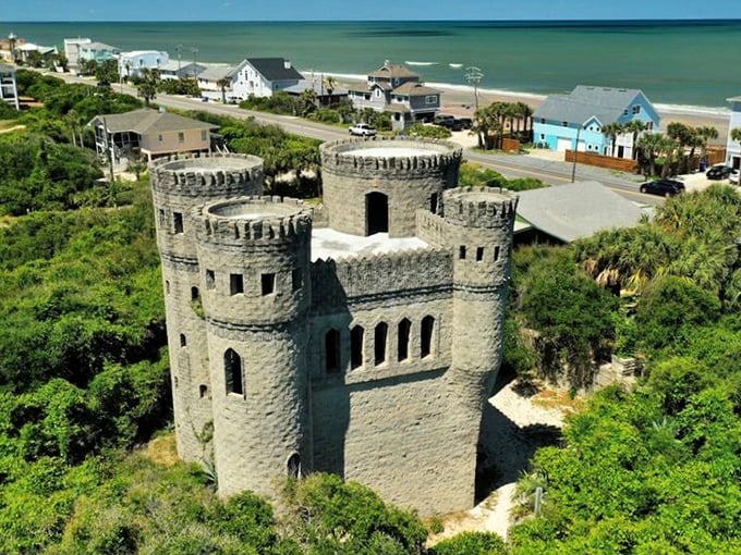 An aerial view reveals Castle Otttis's proximity to the beach—perhaps the only Irish castle where you could theoretically storm the ramparts, then go surfing.
