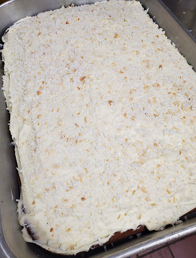 Coconut cream pie so pristine it belongs in a museum. That toasted coconut topping is the crown jewel of diner desserts.