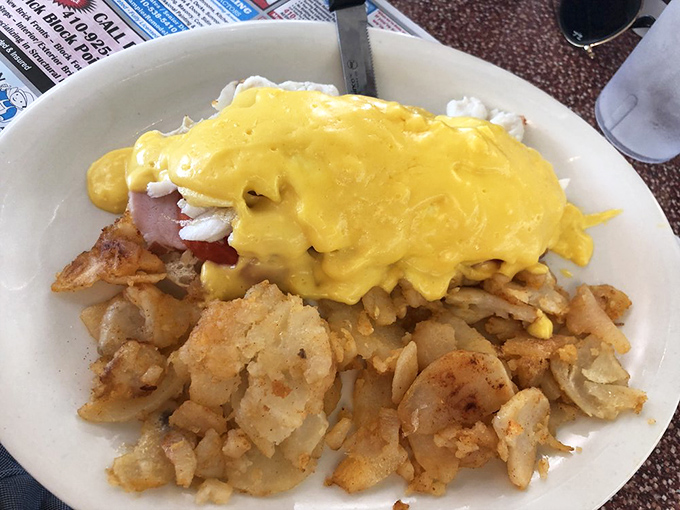 Eggs Benedict got all dressed up for Maryland prom with crab meat and hollandaise. This plate doesn't just speak to you—it sings.