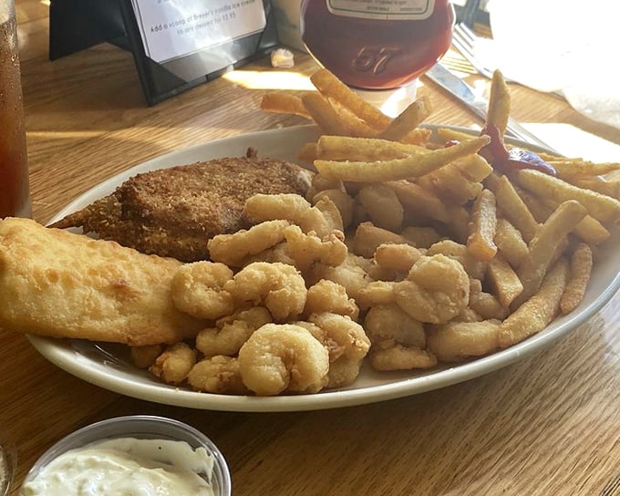 A seafood platter that requires no filter – golden fried treasures with a side of tartar sauce that's begging to be introduced to that fish.