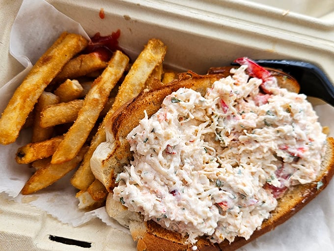This seafood roll isn't trying to impress food critics – it's too busy making regular folks close their eyes and sigh with happiness.