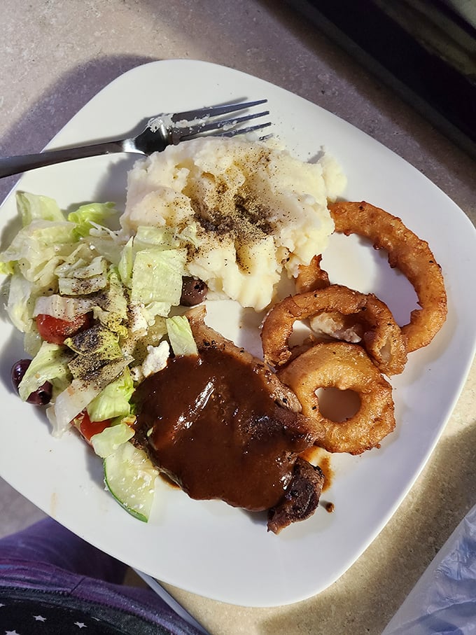 Diner philosophy: meat, potatoes, and gravy should never be separated. This plate doesn't just satisfy hunger—it soothes the soul.
