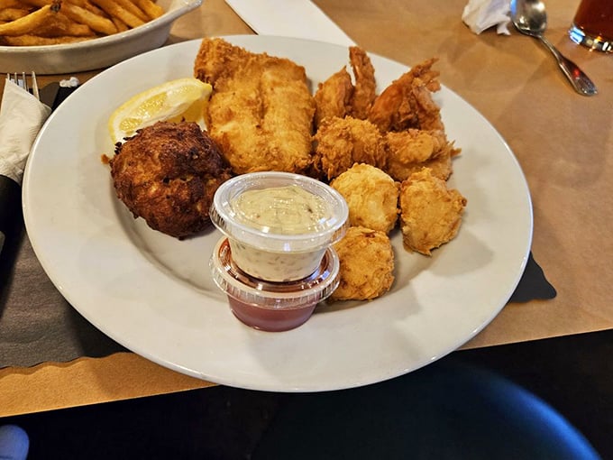 A seafood platter that makes you consider whether you could actually survive on a desert island—as long as they air-dropped these weekly.