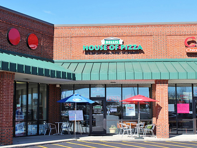Bellis House of Pizza wears its brick-and-green uniform proudly—a neighborhood stalwart where Greek and Italian flavors unite deliciously.